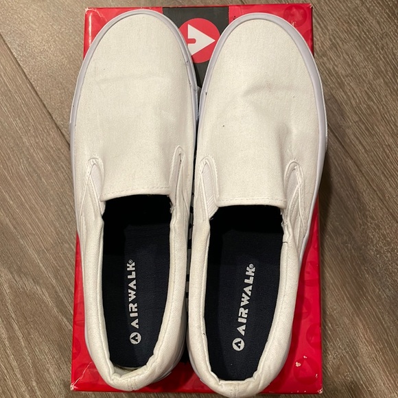 Airwalk | Shoes | Airwalk Stitch Couture Mens Canvas Skate Boat Slip On Sneakers Shoes White Van ...